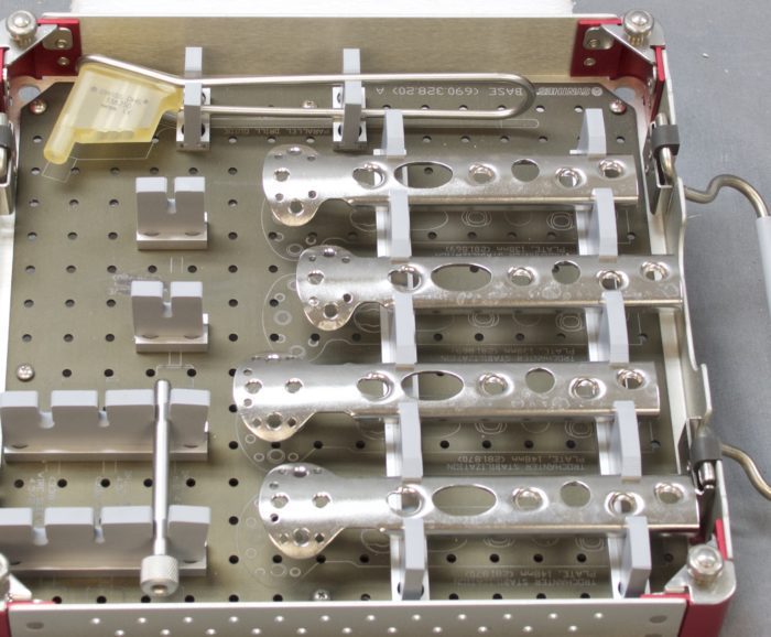 Synthes Trochanter Stabilizer Plate Set (R29) - Apexx Solutions
