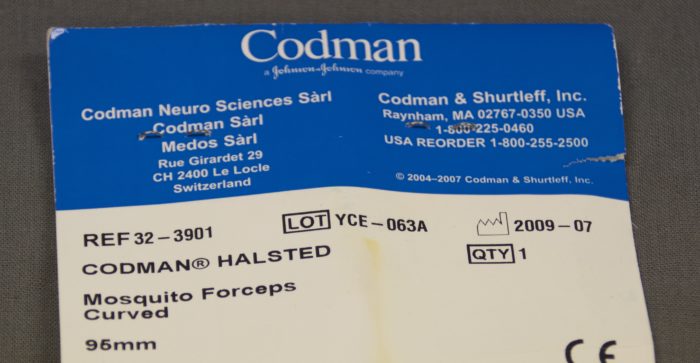 Codman 32-3901 Mosquito Forceps (R32) - Apexx Solutions